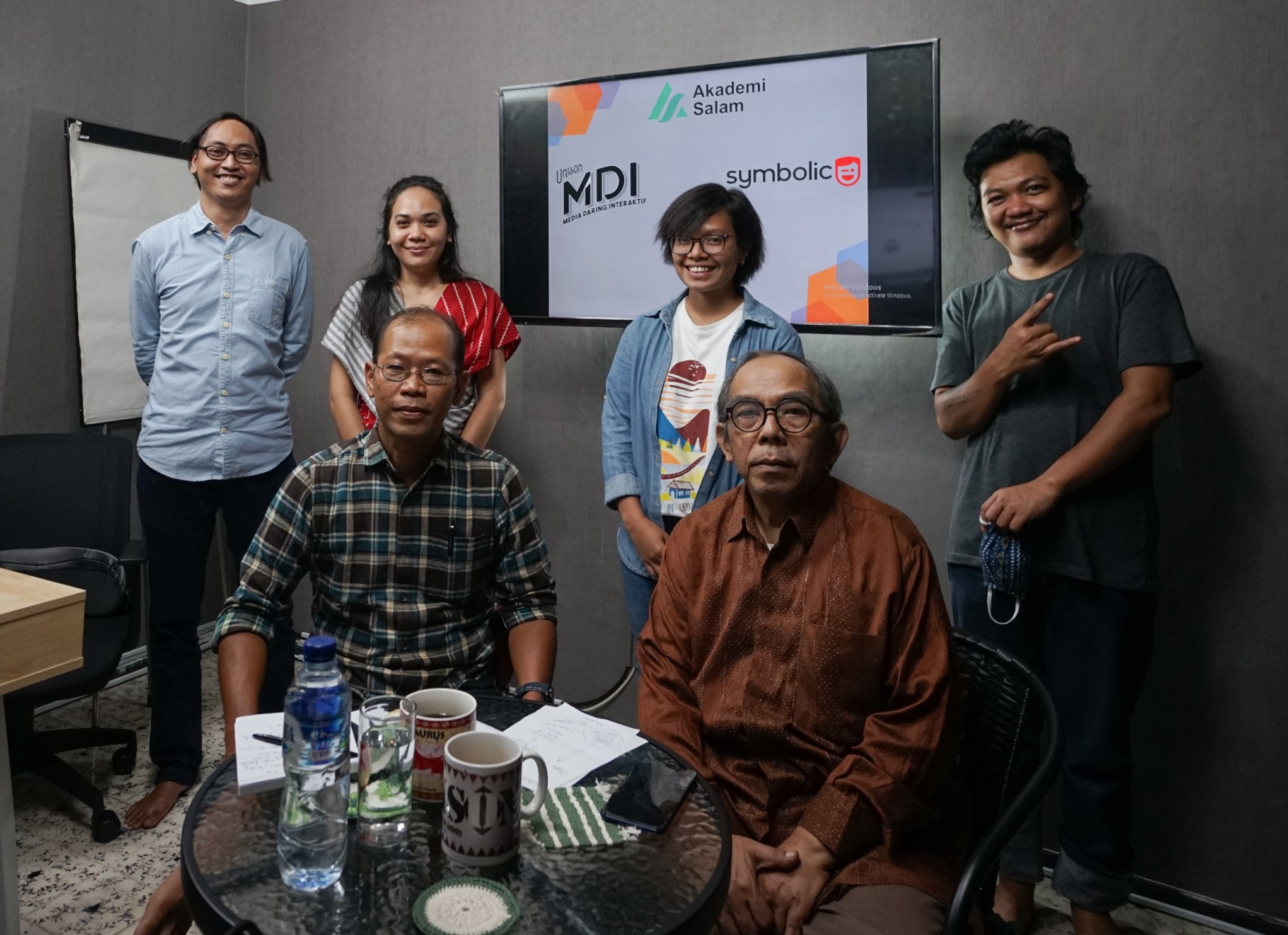 Media Daring Interaktif Unison